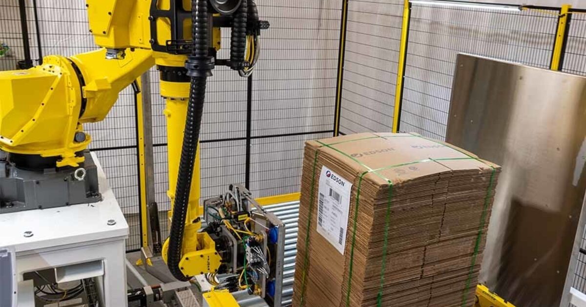 Robotic Infeed De-Strapping System | De-Banding & Infeed Management | Edson